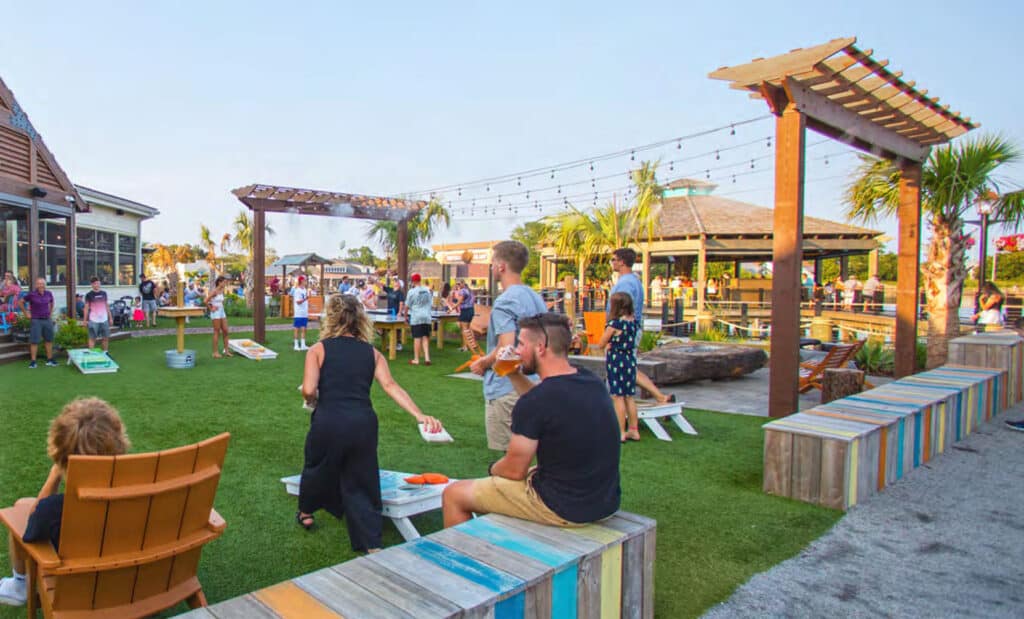 Flying Fish Public Market & Grill - Barefoot Landing